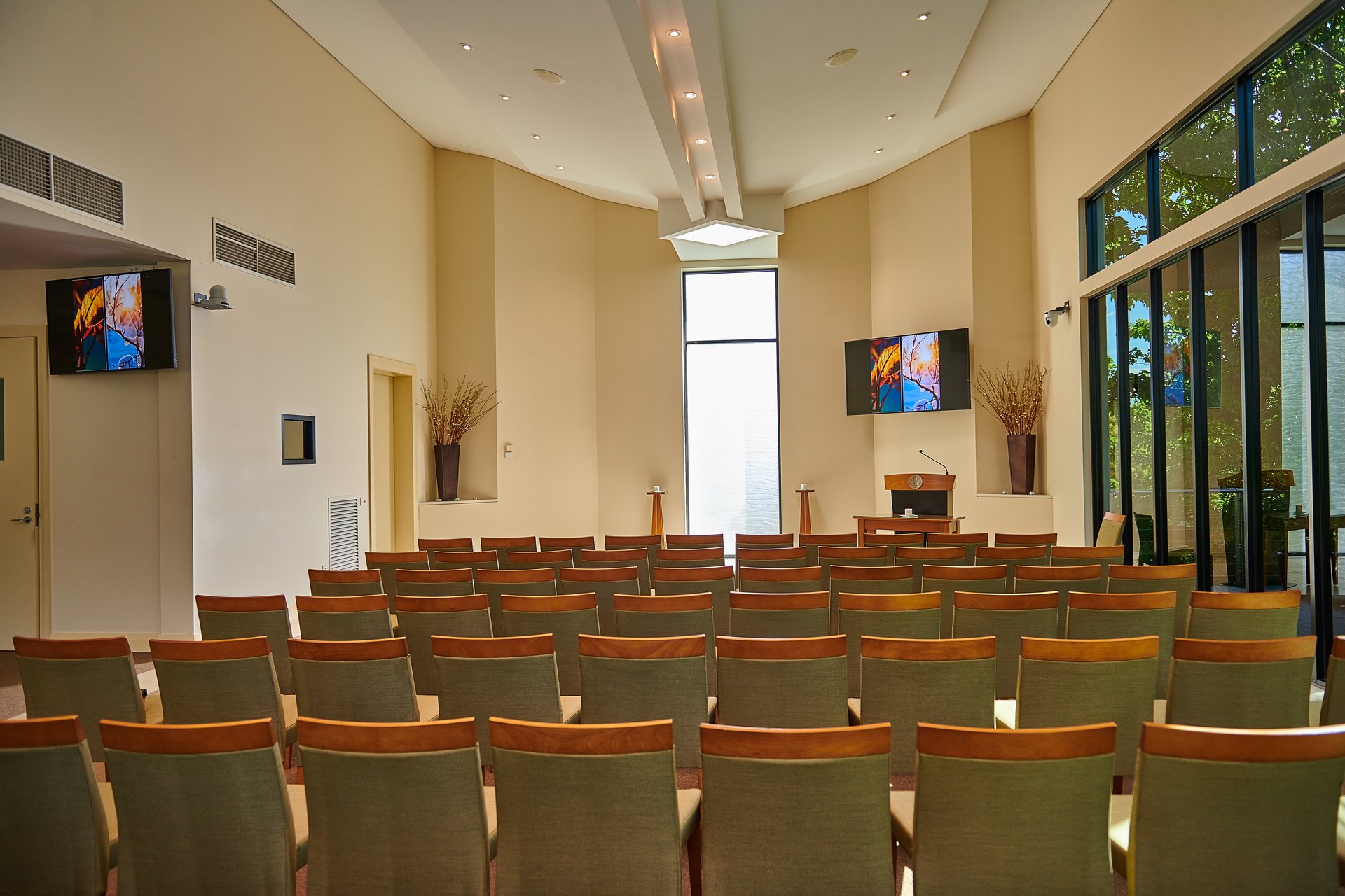 How to Prepare an Audio Visual Tribute | Tobin Brothers Funerals